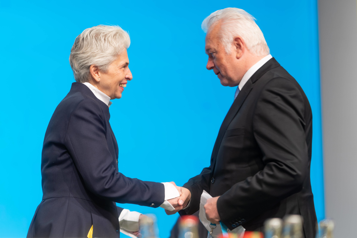 Paukenschlag bei der FDP! Strack-Zimmermann aus NRW bietet Kubicki die ...