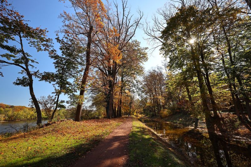 This picturesque canal path in New Jersey feels like walking through a ...