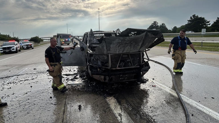 No injuries reported after truck towing horse trailer caught fire in NW ...