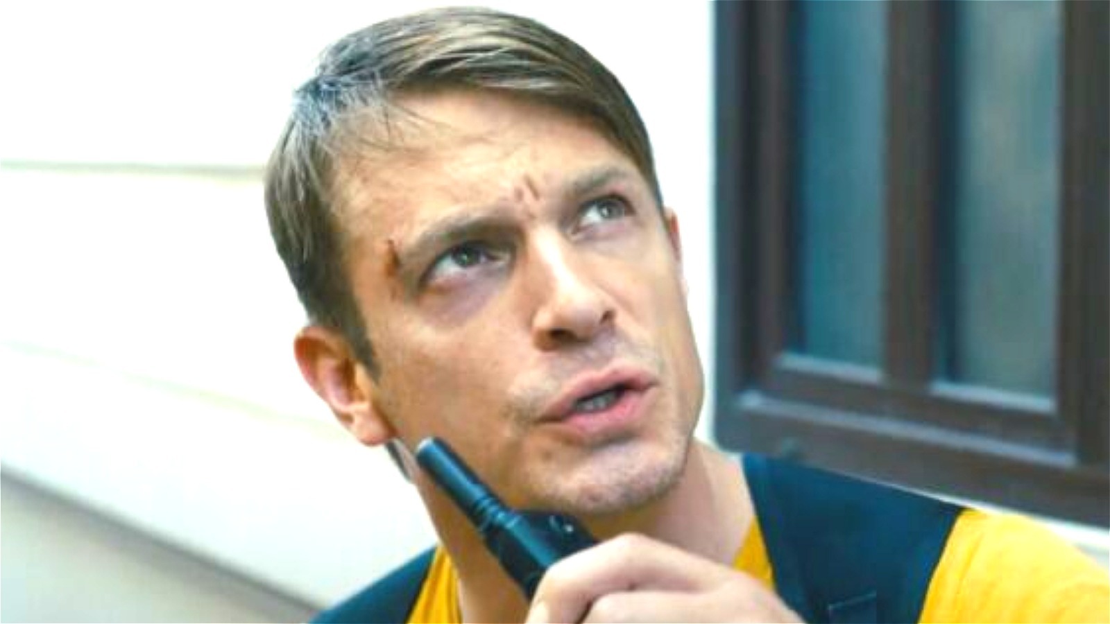 På tv ikväll: Joel Kinnaman briljerar i "hysteriskt underhållande ...