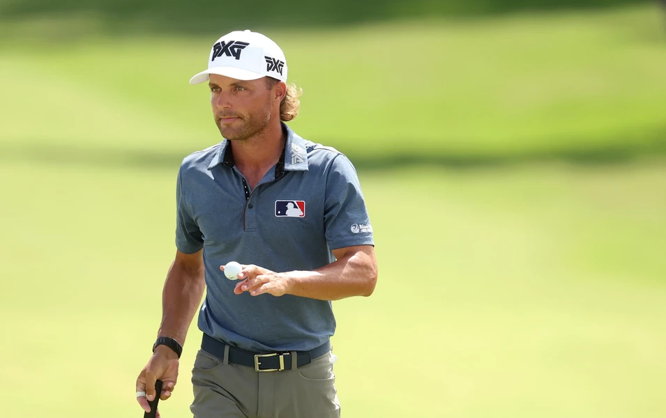 Cole surges into Colonial lead with third-round 63