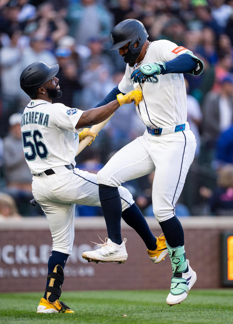 Mariners hit 4 homers for 2nd straight game, beat Diamondbacks 5-1