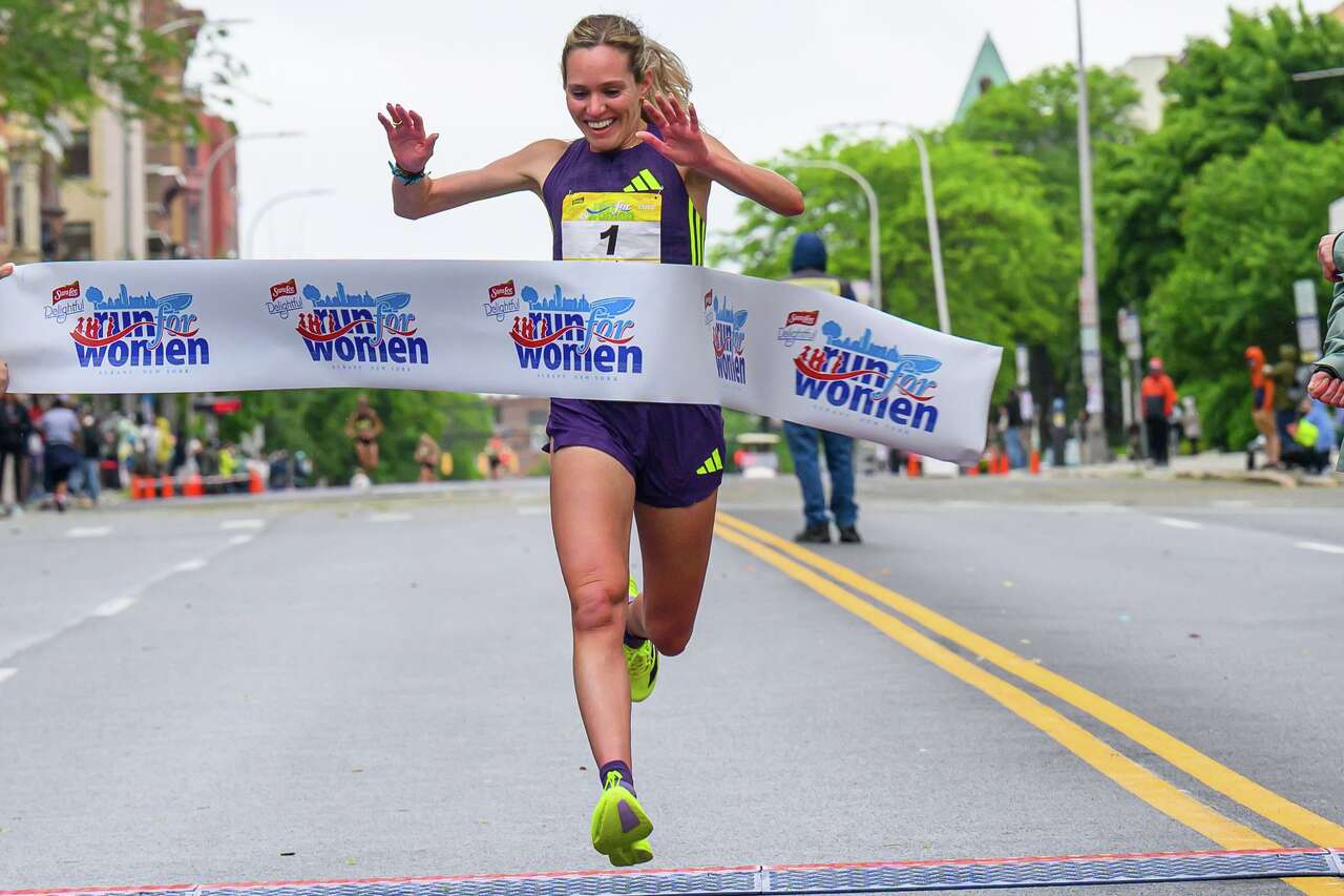 Katie Izzo wins 48th Delightful Run for Women