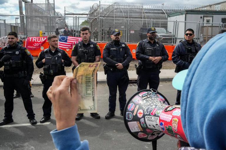 New Jersey governor blames out-of-state agitators for inflaming Newark ...
