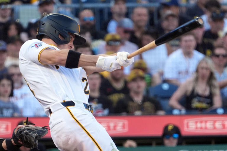 Jake Mangum homers and drives in 2 runs as Pirates hold off Twins 10-9