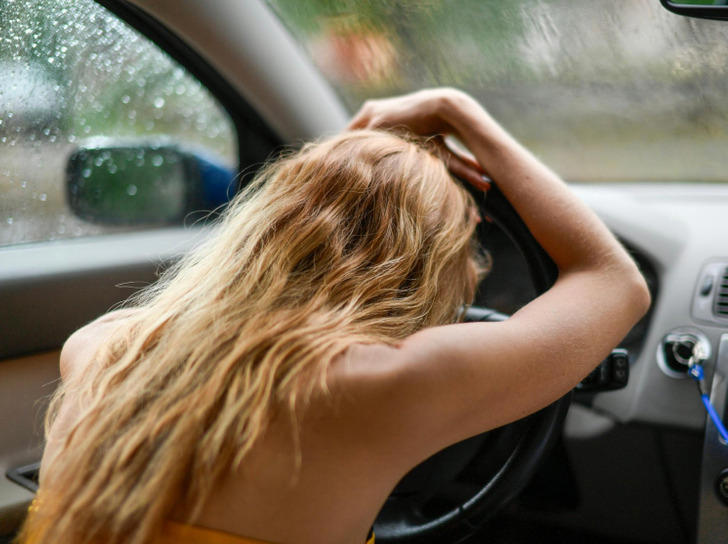 10 acts of kindness that show neighbors are guardian angels without wings