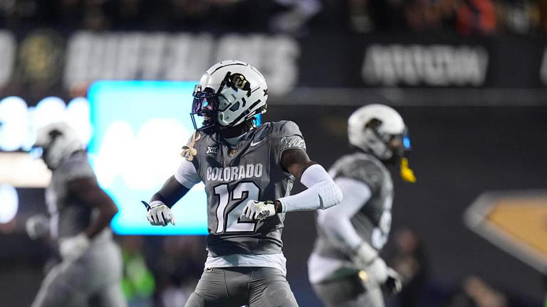 Travis Hunter recognized for key moment in Colorado sports history