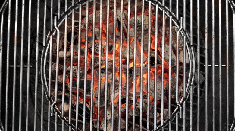 12 tips you need when grilling with charcoal