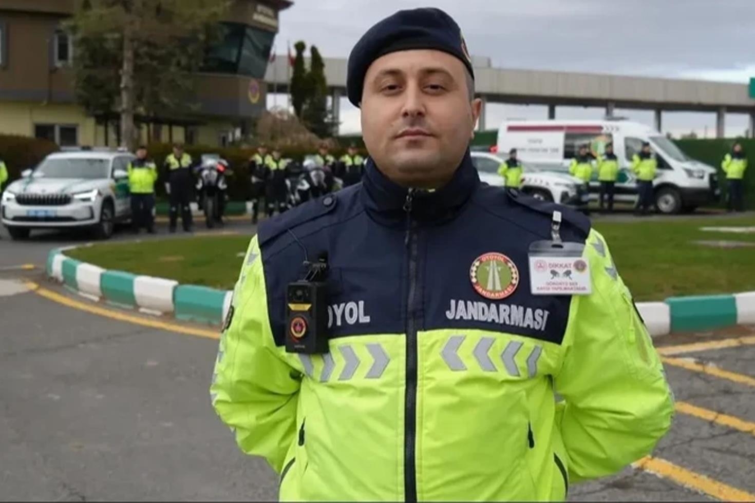 Sürücülerin canını kurtarmak isterken canından oldu!