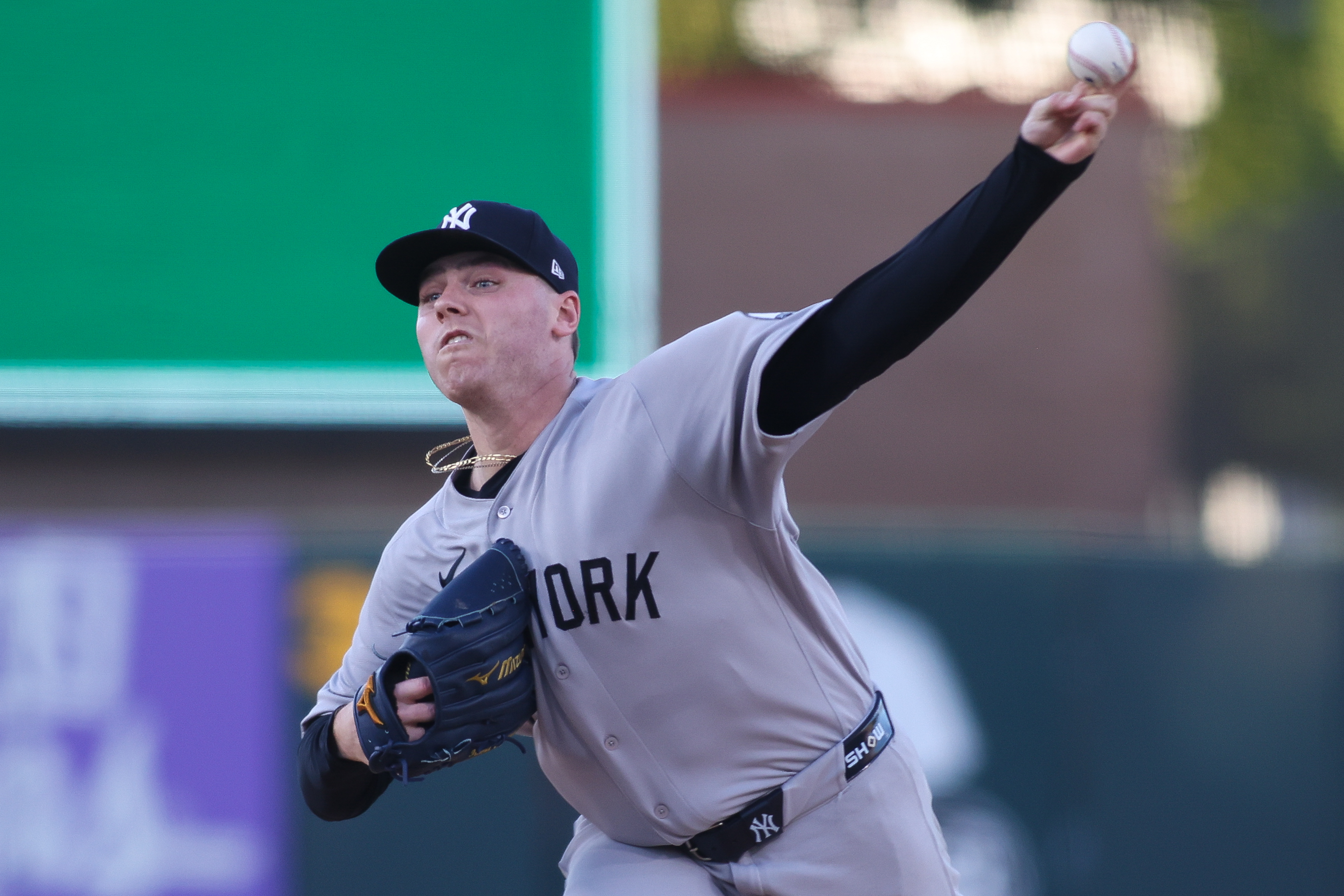 Athletics hit 3 homers to beat Yankees 6-4 and snap a 4-game losing streak
