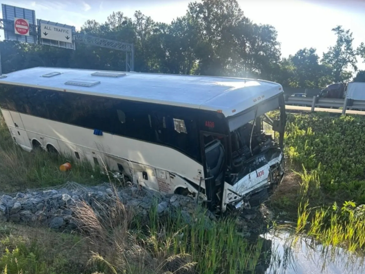 Bus driver charged after MA family of 4, Worcester woman killed in VA crash