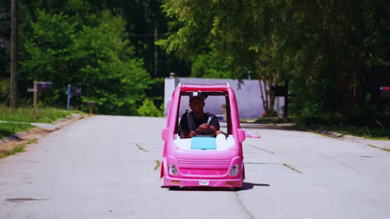 Georgia man says $90 gas fill-ups are 'too much,' drives pink toy car ...