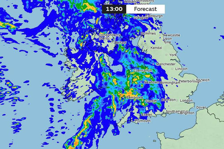 Met Office maps show 34 counties facing 30 hours of heavy rain from Monday