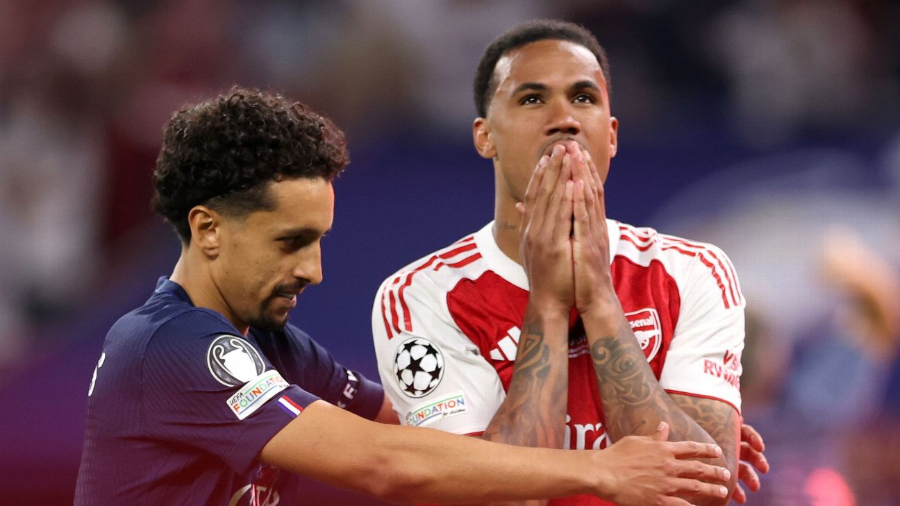 Paris Saint-Germain vs. Arsenal as it happened: Gabriel blazes penalty ...