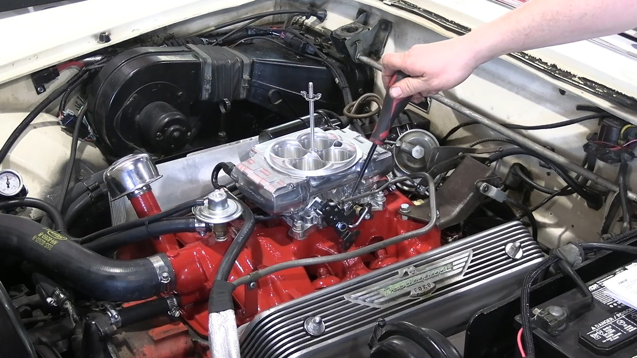 Transforming a dead carbureted Thunderbird with smart fuel injection