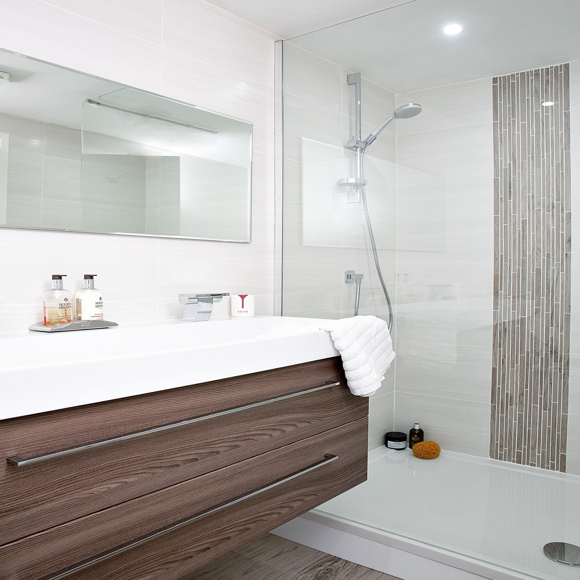 Chic shower ideas to revamp your bathroom with style