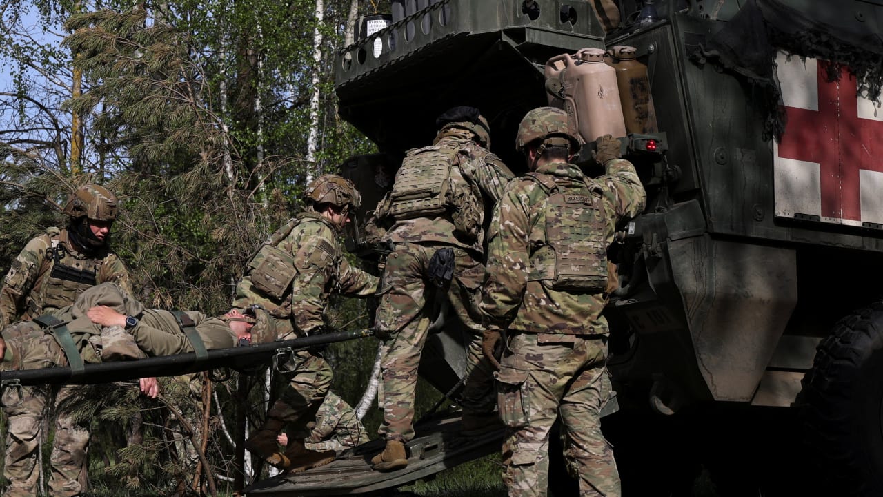 US weighing accelerated troop drawdown in Europe