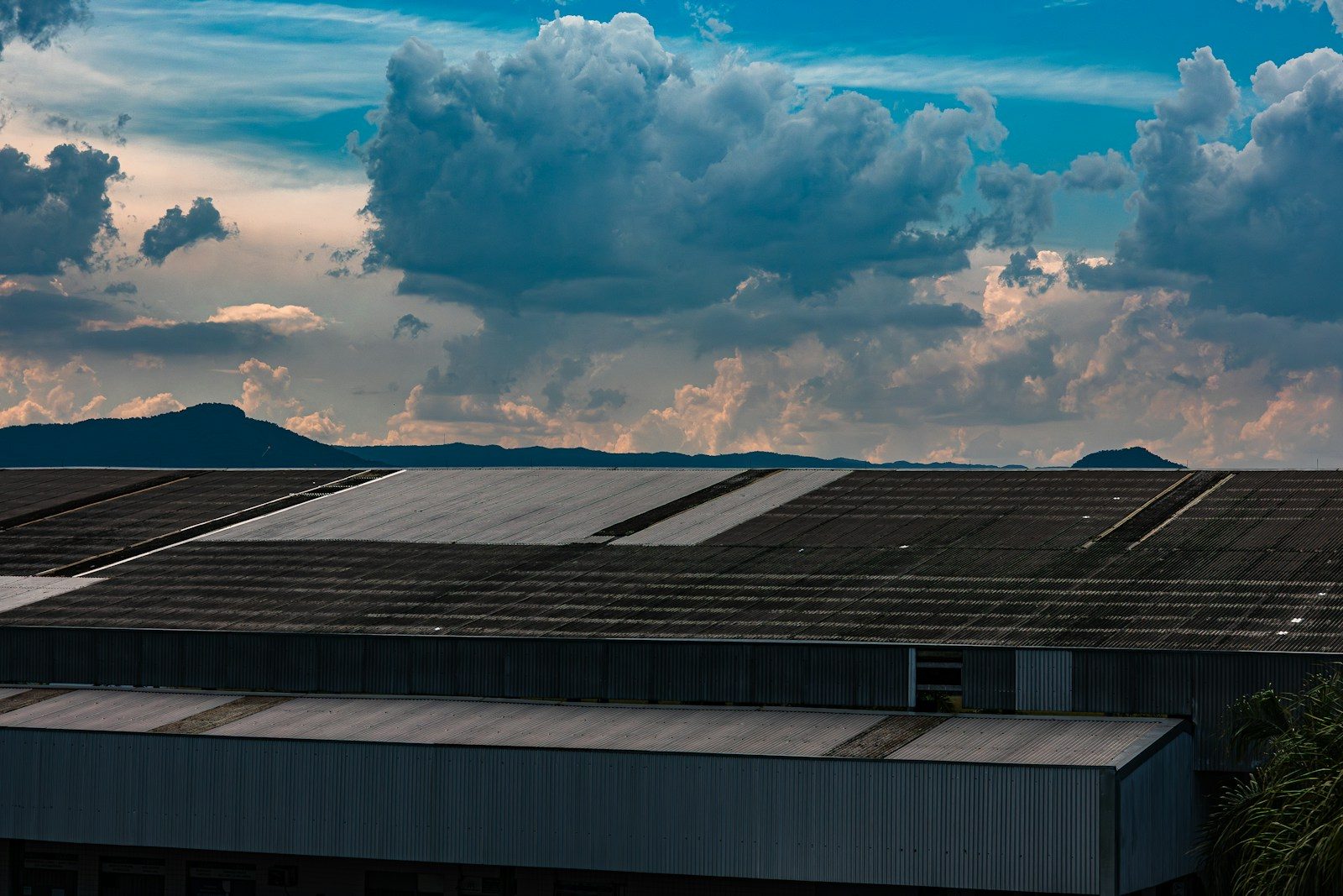 The new construction material that stores electricity like a battery