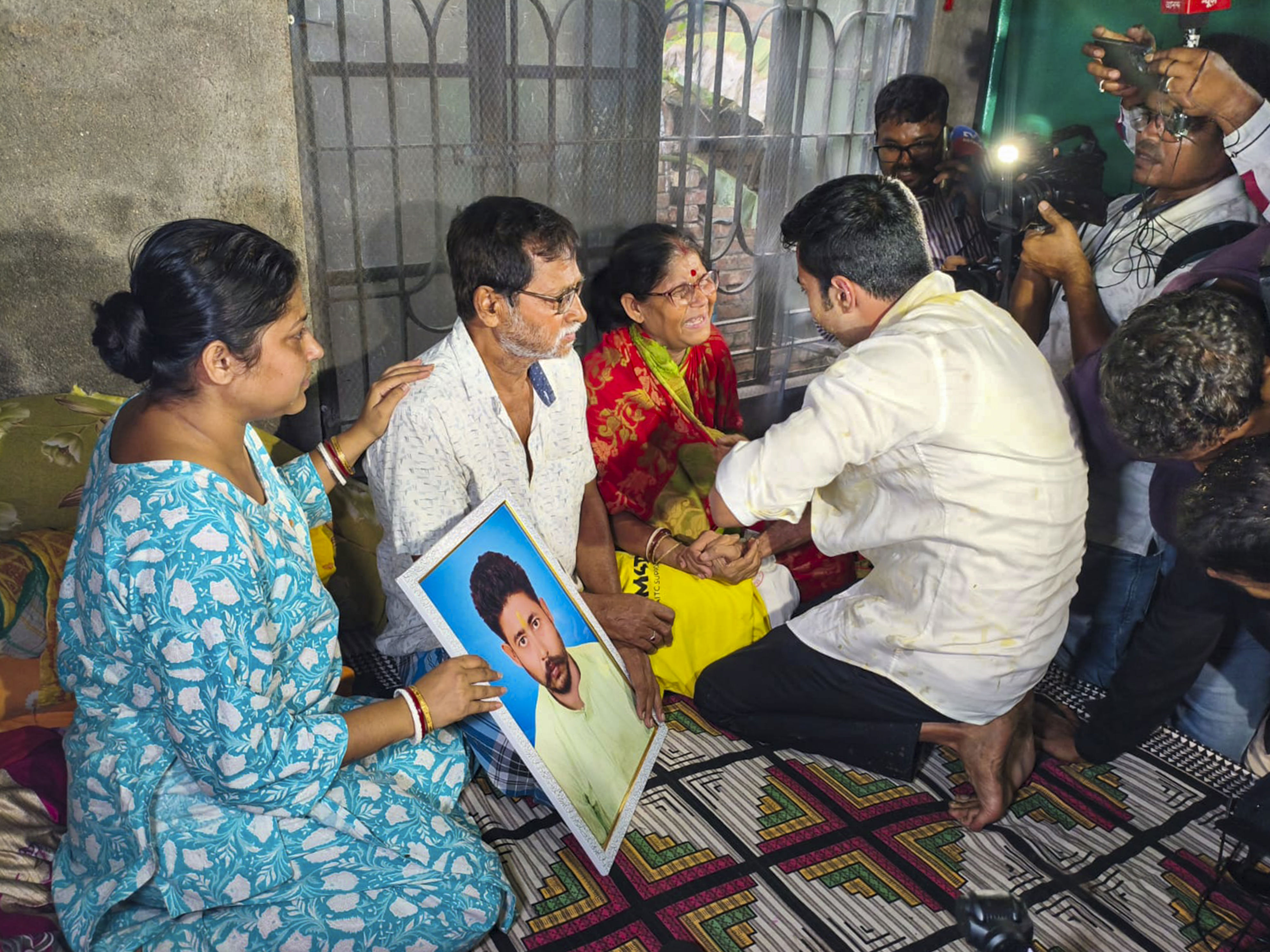 Abhishek attacked with stones, eggs during visit to post-poll violence ...