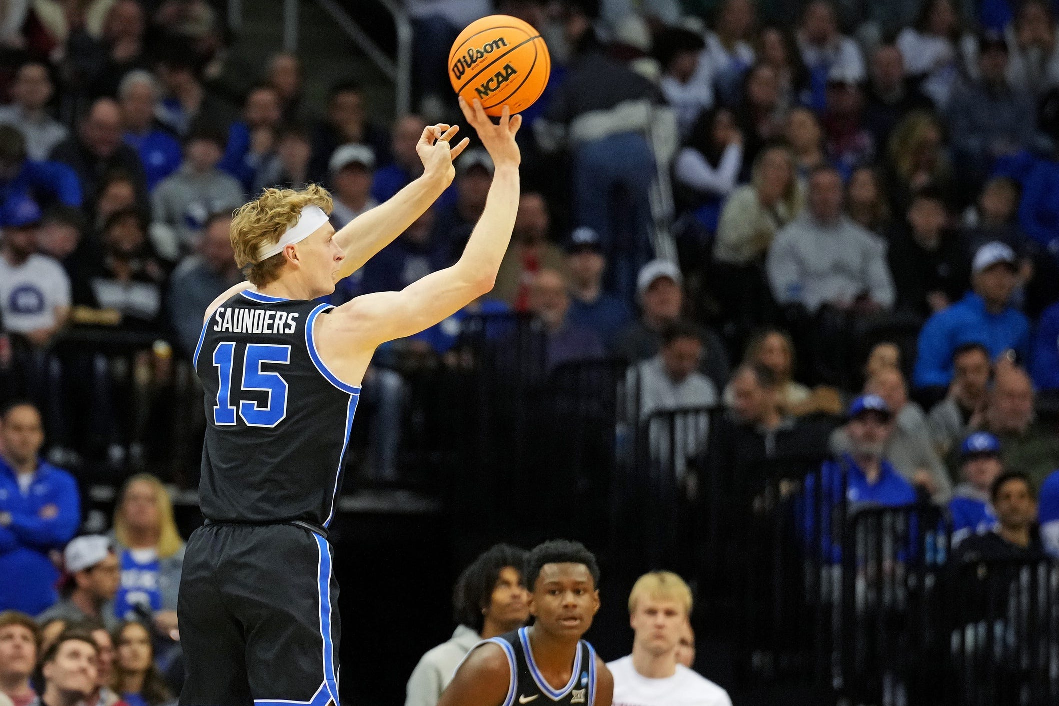 Richie Saunders selected just outside round 1 in latest NBA mock draft