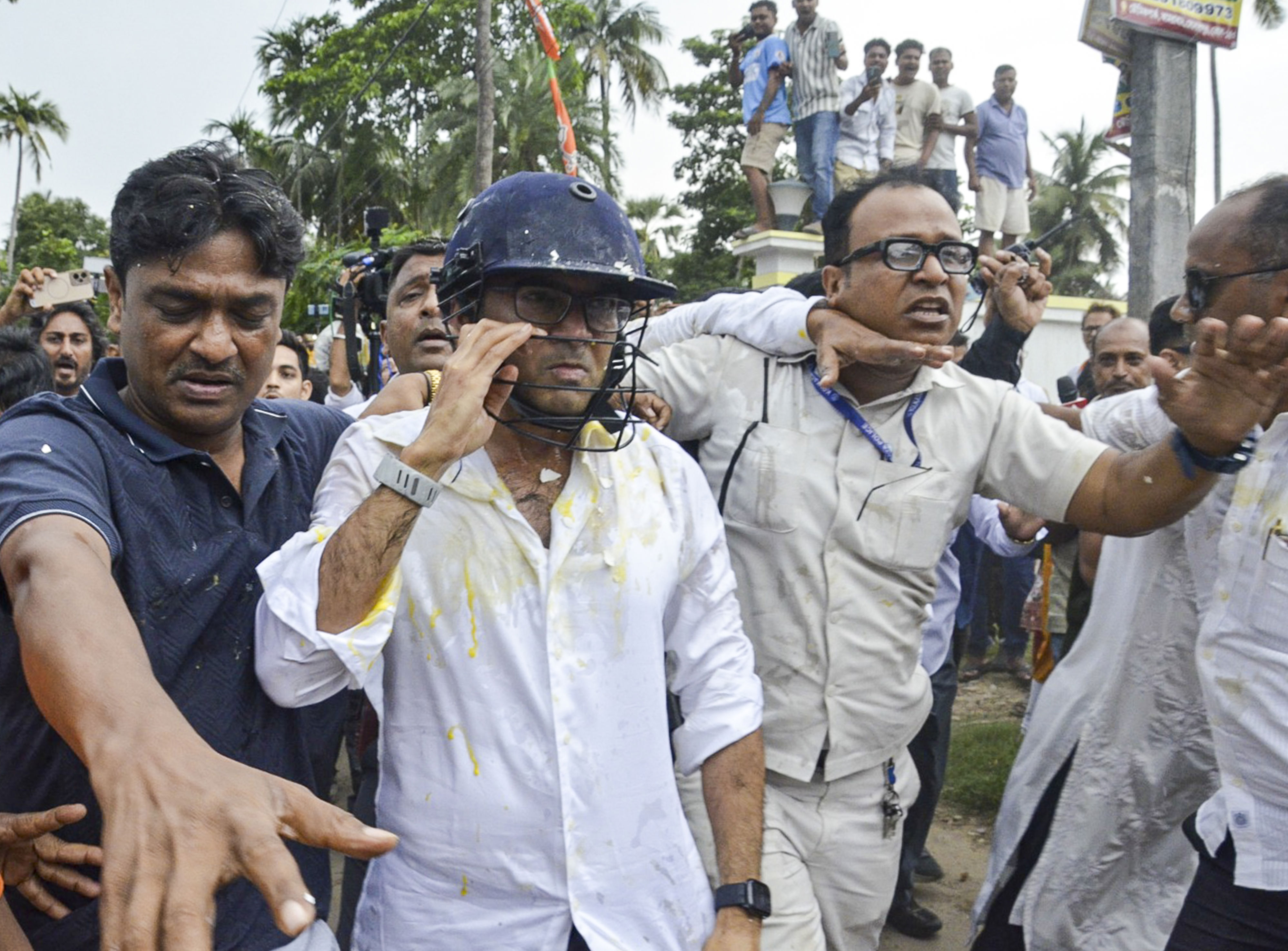 'Ugly face of BJP's politics of revenge': Oppn leaders condemn attack ...