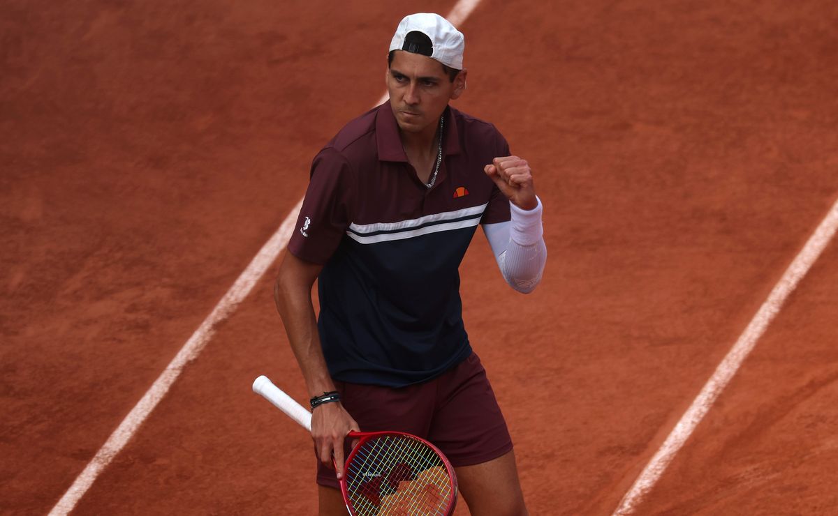 Tras triunfo ante Moise Kouamé en Roland Garros: Alejandro Tabilo ...