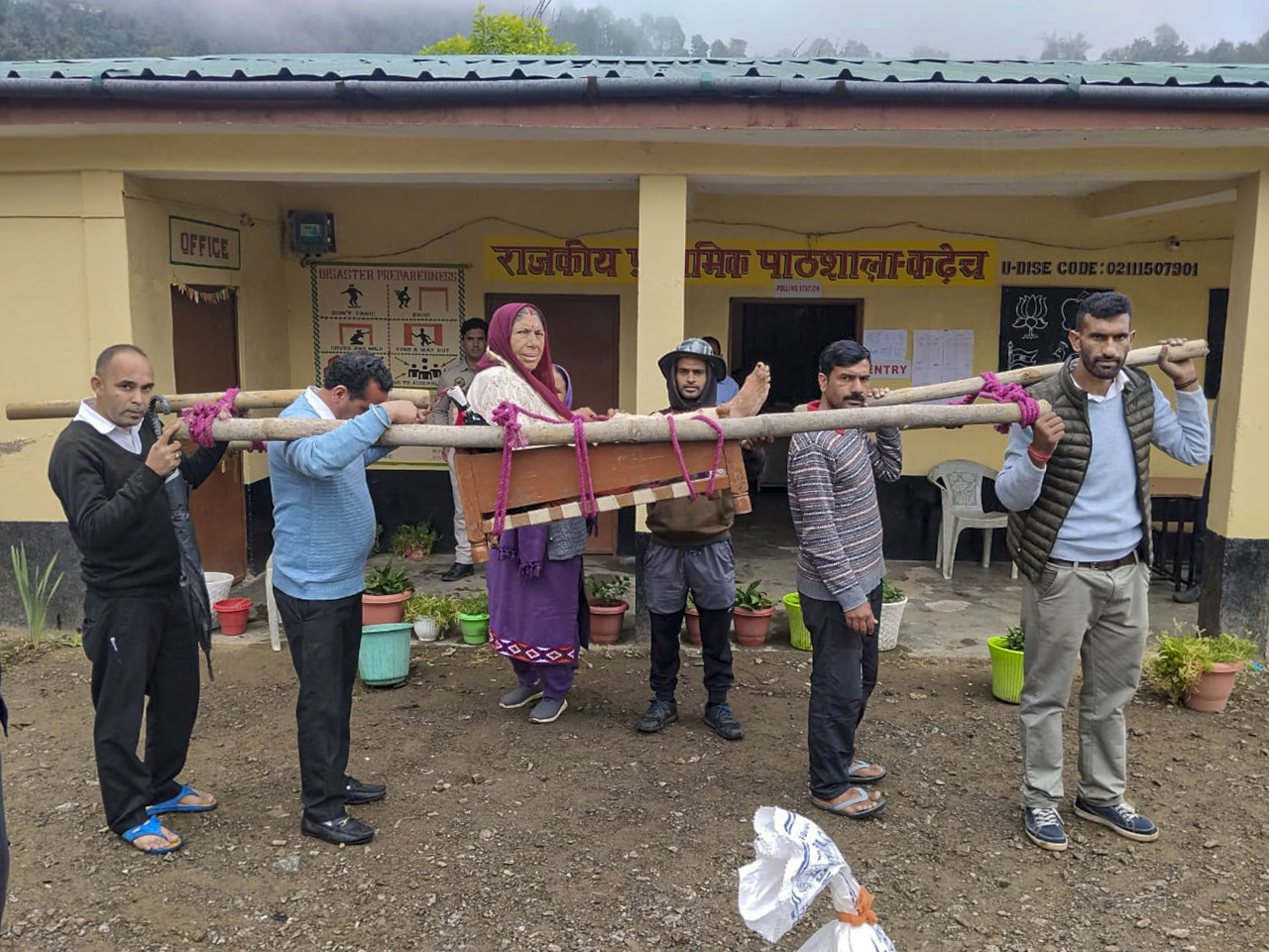 Himachal panchayat polls: Women take the lead as turnout crosses 80 pc ...