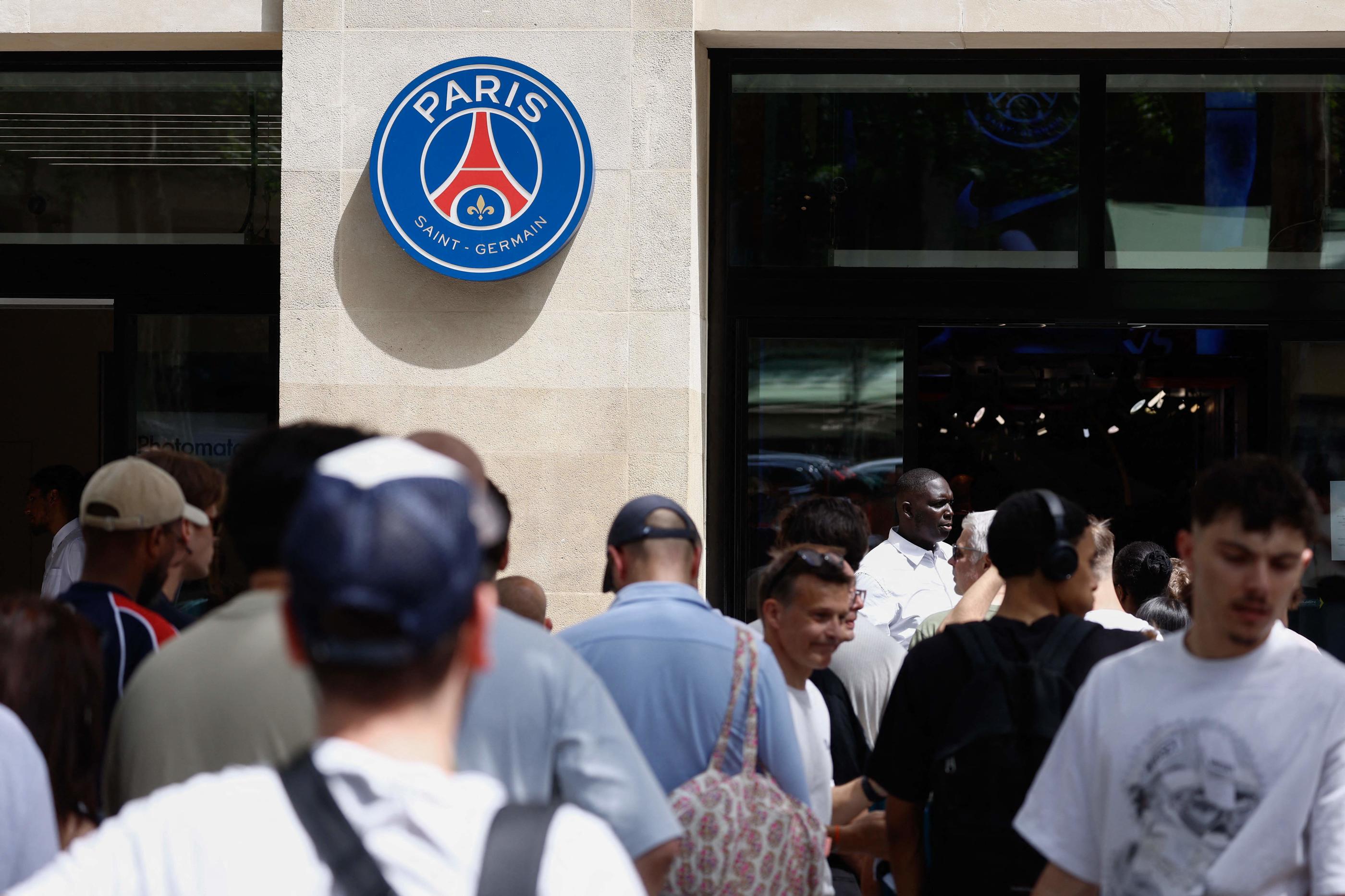 PSG-Arsenal : « des centaines de milliers de personnes » attendues dans ...