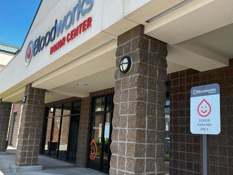 New blood, platelet donation center now open in Tacoma's West End