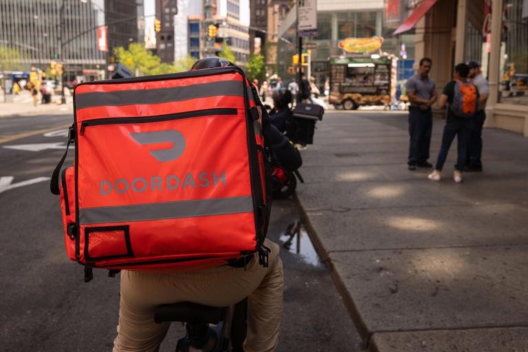 DoorDash is hiring a 'fight promoter meets growth hacker' to target the ...