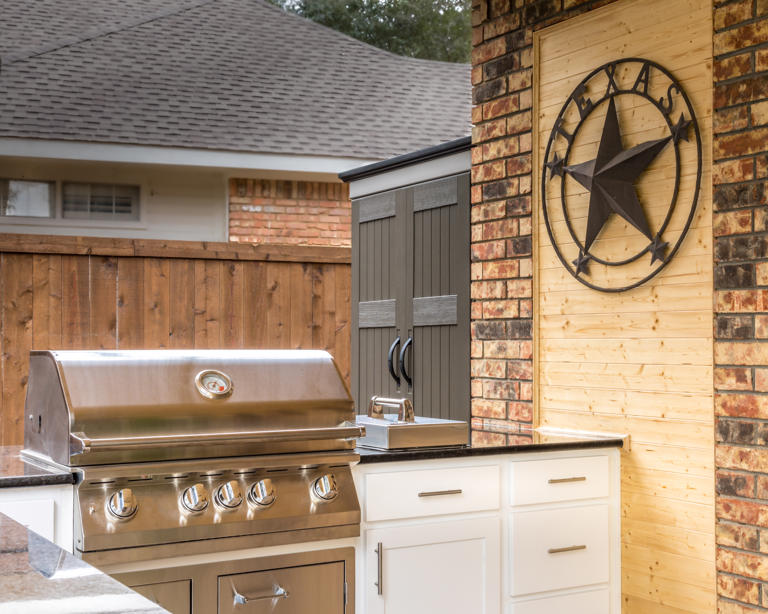 5 outdoor features that make your home harder to sell – and what you ...