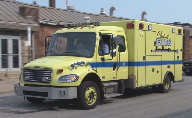 1 dead, 1 in critical condition after Cleveland shooting: EMS