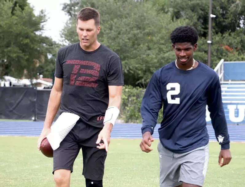 Shedeur Sanders just broke Tom Brady’s record without barely playing in ...
