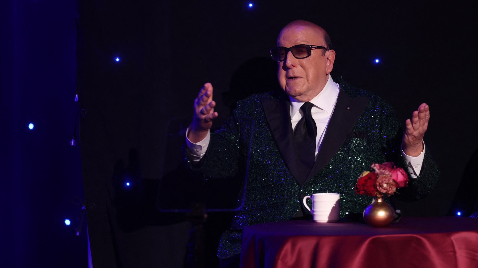 Legendary music executive Clive Davis reportedly hospitalized