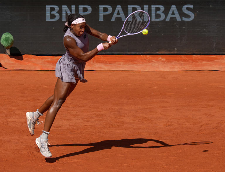 Coco Gauff upset by Anastasia Potapova in French Open 3rd round
