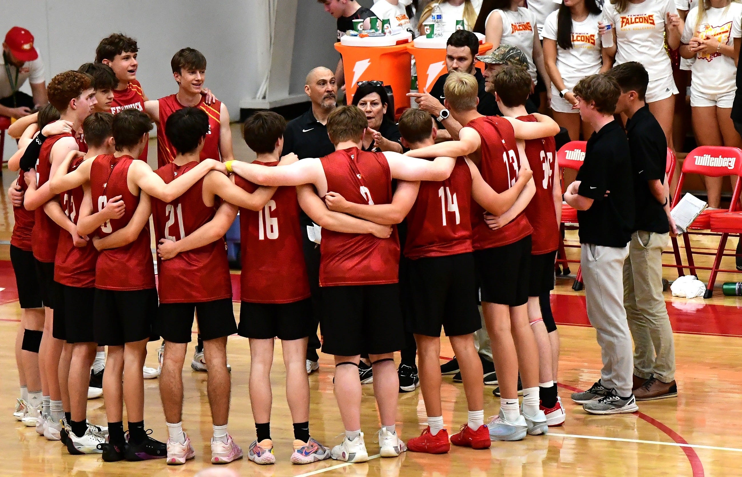 Fenwick Falcons win Division II boys volleyball state championship