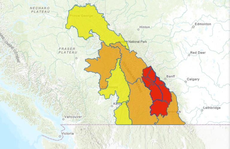 Flood watches, evacuation alerts due to snowmelt in southeastern BC