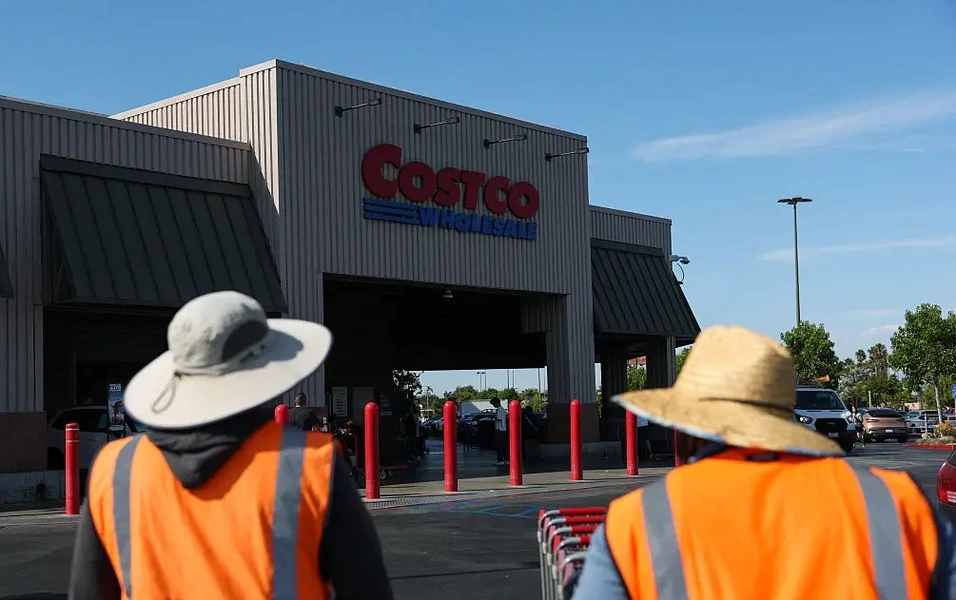 Costco workers call out 'entitled' customers over sample demands