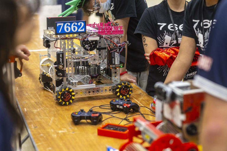 Robotics competition brings kids to Lexington for 'the original sport ...