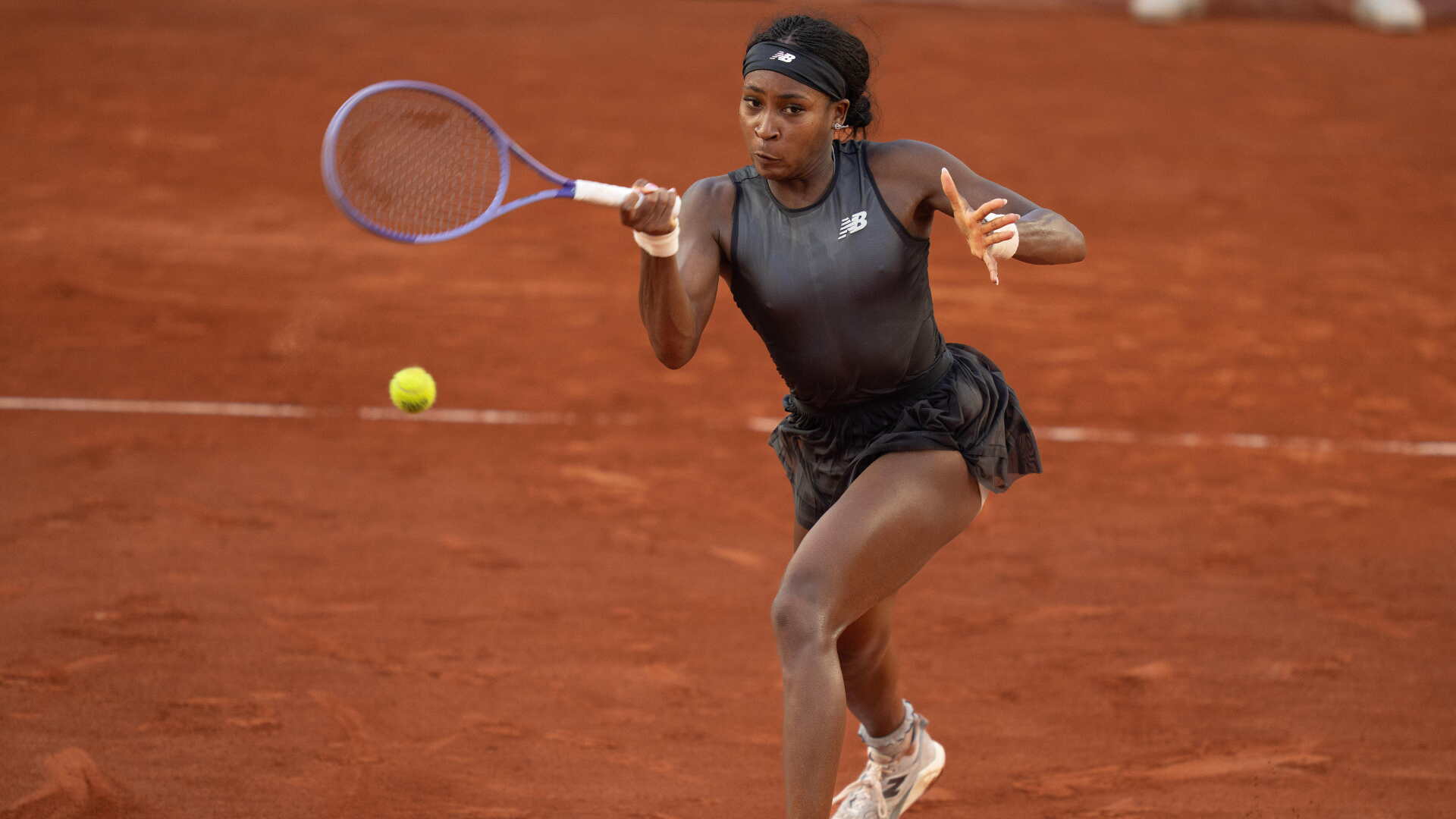 Gauff’s French Open title defense ends after third-round loss to Potapova