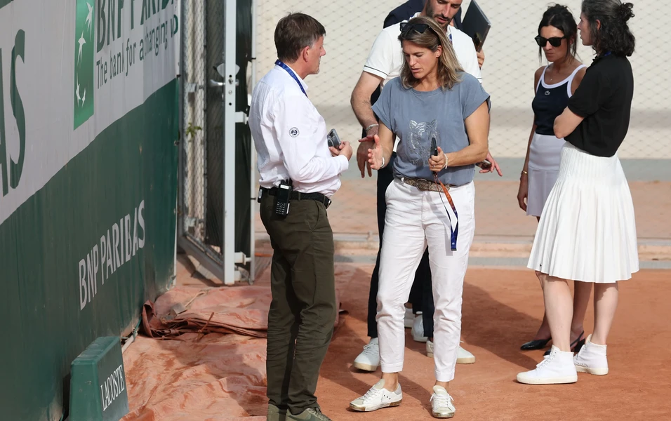 Roland Garros to adjust courts after player injury spate