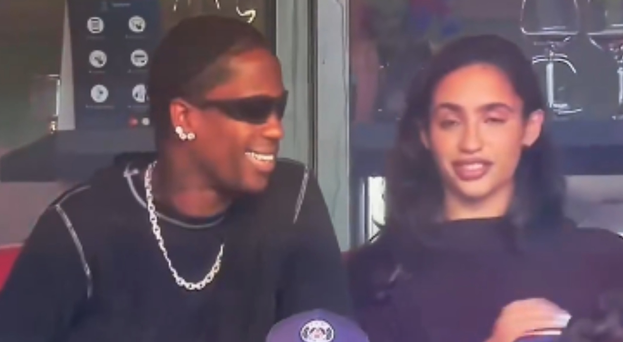Champions League, tutti i vip per Psg-Arsenal: Travis Scott con la ...