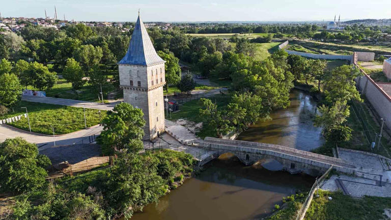 Tunca Nehri’nde 2 arkadaşın cesedi bulundu