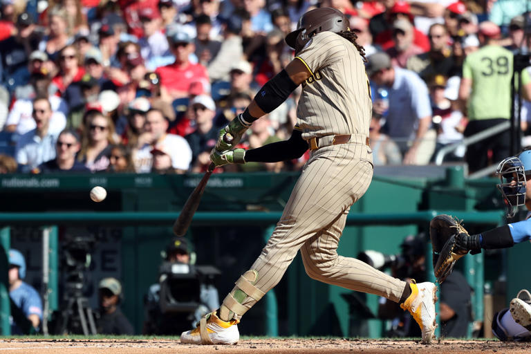 Finally! Fernando Tatis Jr. crushes a 451-foot drive for his first home ...