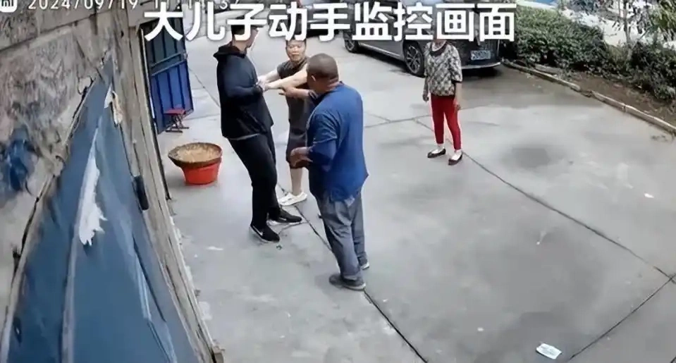 Nỗi đau của người đàn ông 22 năm 'nuôi con tu hú'