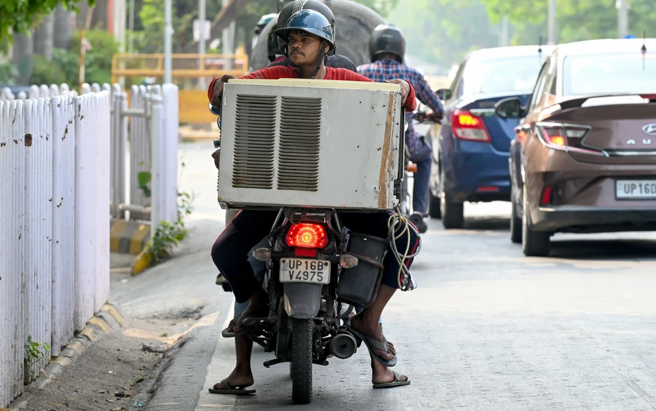 Viral taxi AC hack wins praise but experts warn of risks