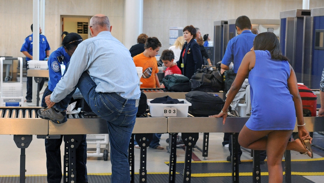 How flight attendants assess passenger safety