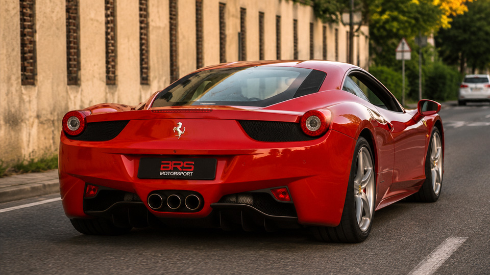 Ferrari 458 Italia V8 engine note 9,000 RPM TFL X-pipe