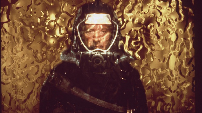 Dustin Hoffman and Sharon Stone starred in an overlooked Michael ...