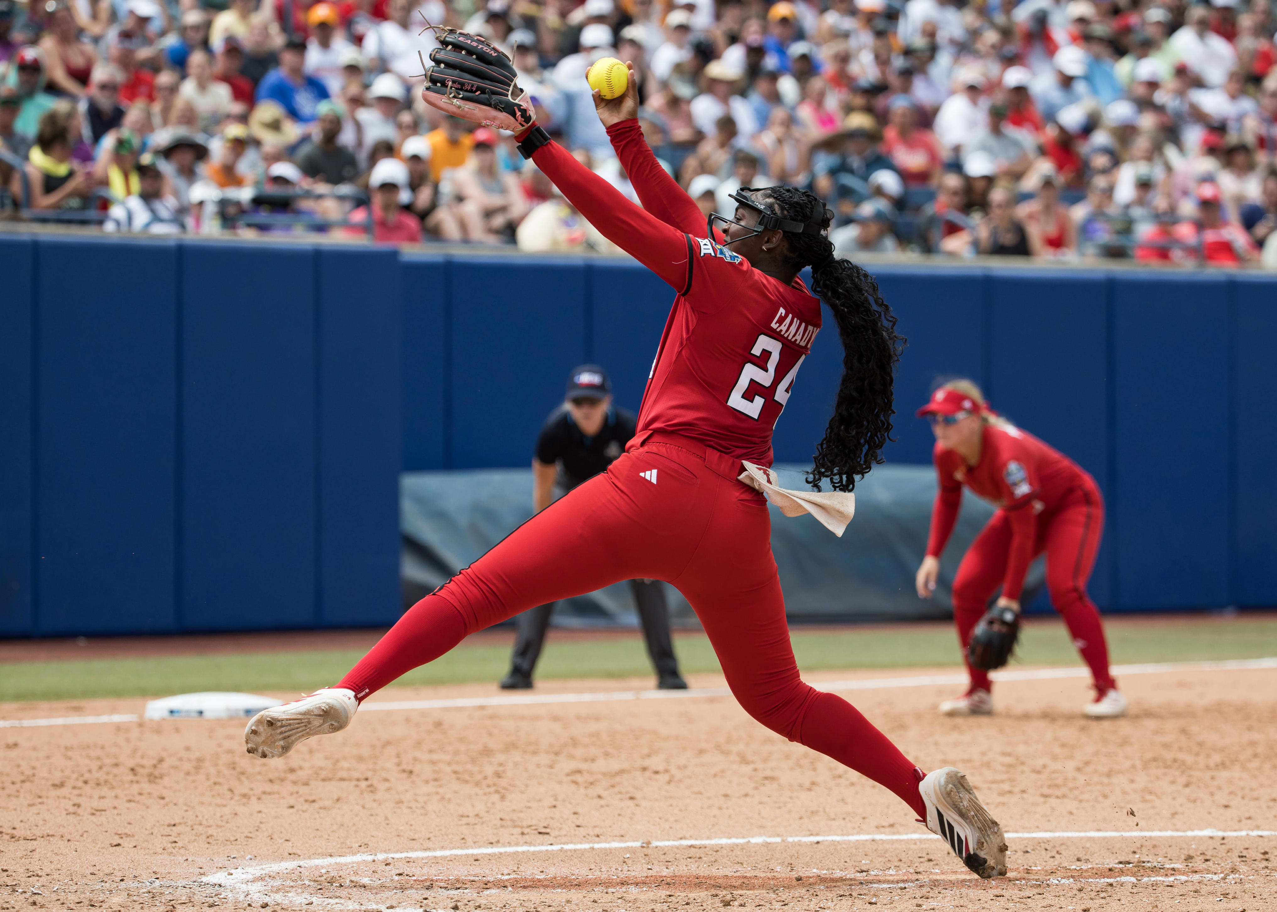 Texas Tech softball outlasts UCLA, advances to WCWS semifinals